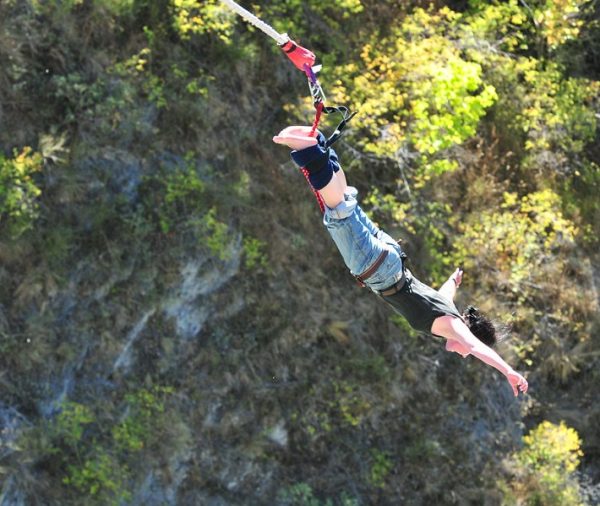 Person Bungee Jumping | Romeo and Juliet